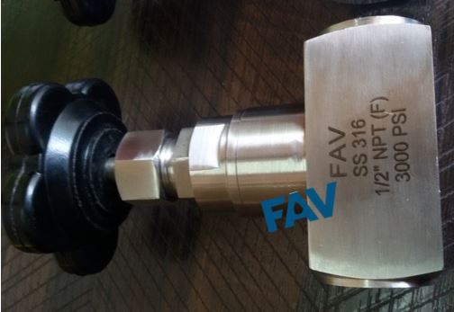 Gate Valve for NPT Female Connections, Class 150 to Class 6000
