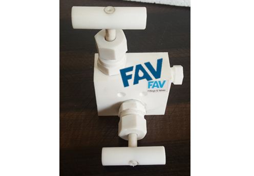 PTFE Manifold Valve 2 way and range of PTFE Instrumentation Valves